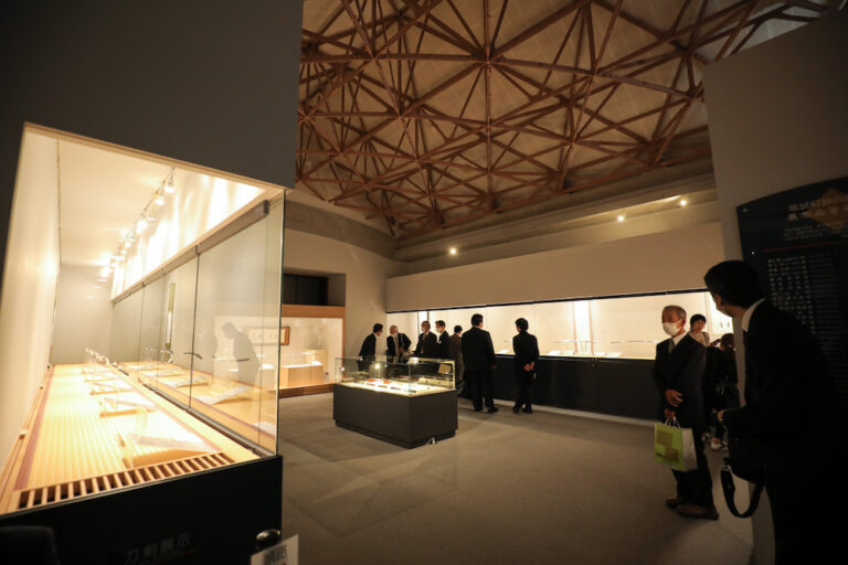 Award Ceremonies for the NBSK’s 13th Newly Made Japanese Swords ...